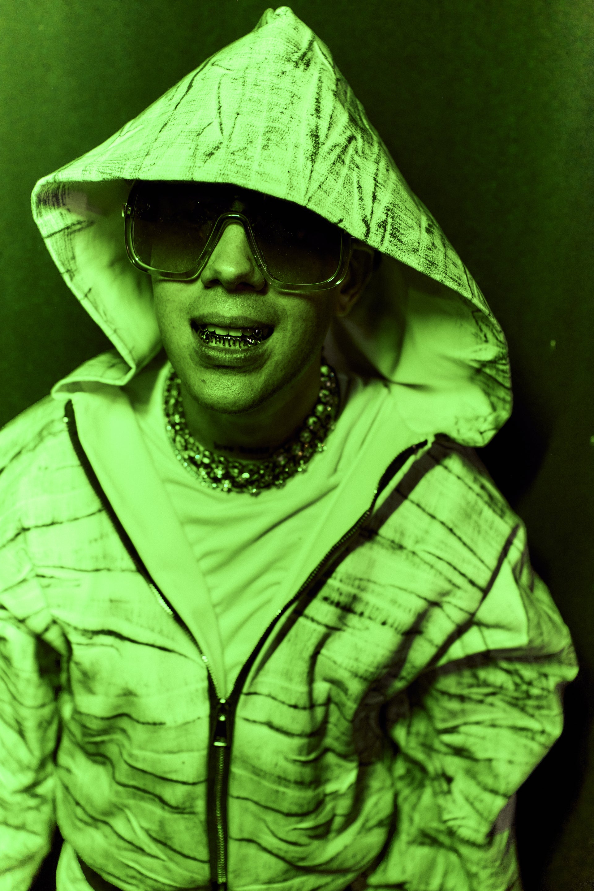 Vinili, CD e Merch ufficiale di Low-Red | Universal Music Shop Italia ...